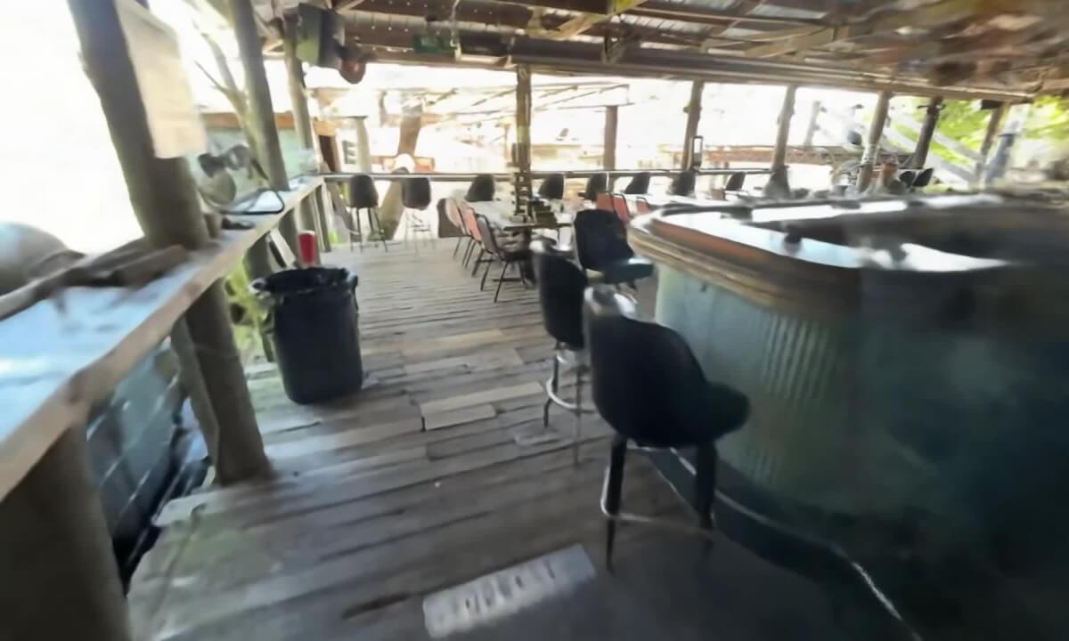 Psycho solo fly though - Virtualreality3d - VR Video | DeoVR