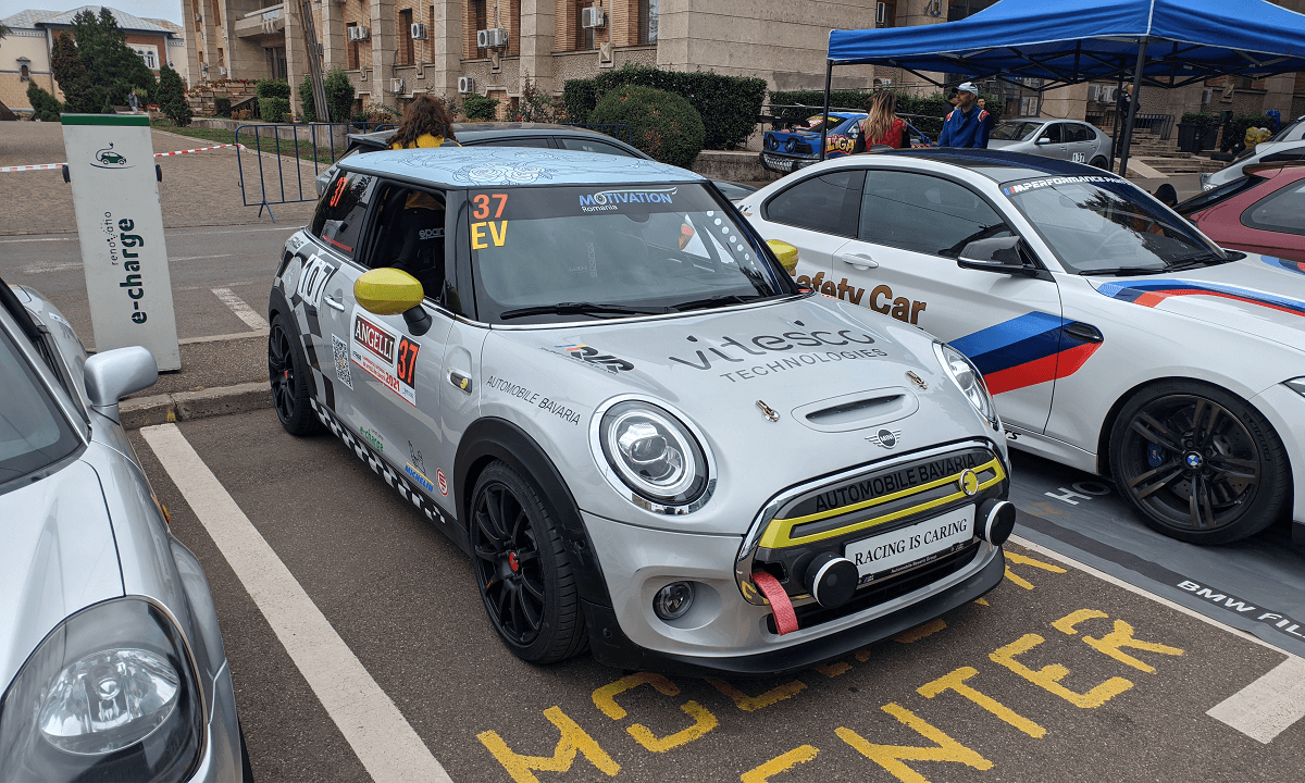 Onboard training - electric Mini Cooper SE - 2021 Romanian Super Slalom ...