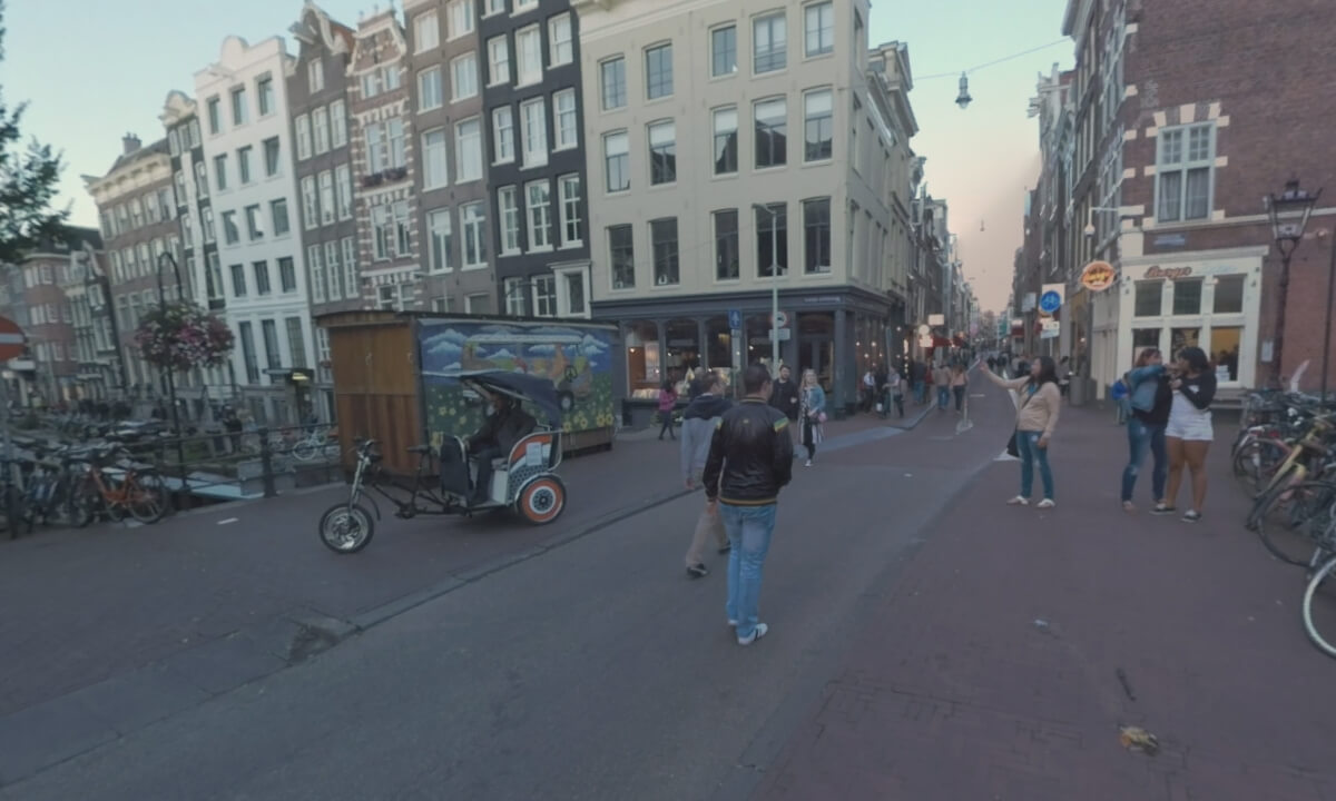 360 VR Oude Doelenstraat with walking people, Amsterdam