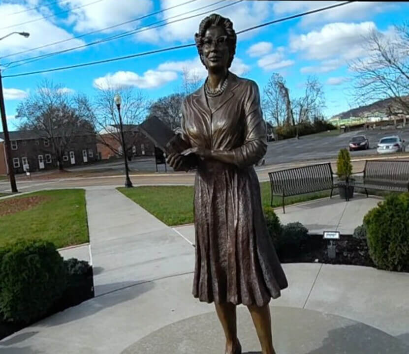 Katherine Johnson Memorial, Institute WV | DeoVR