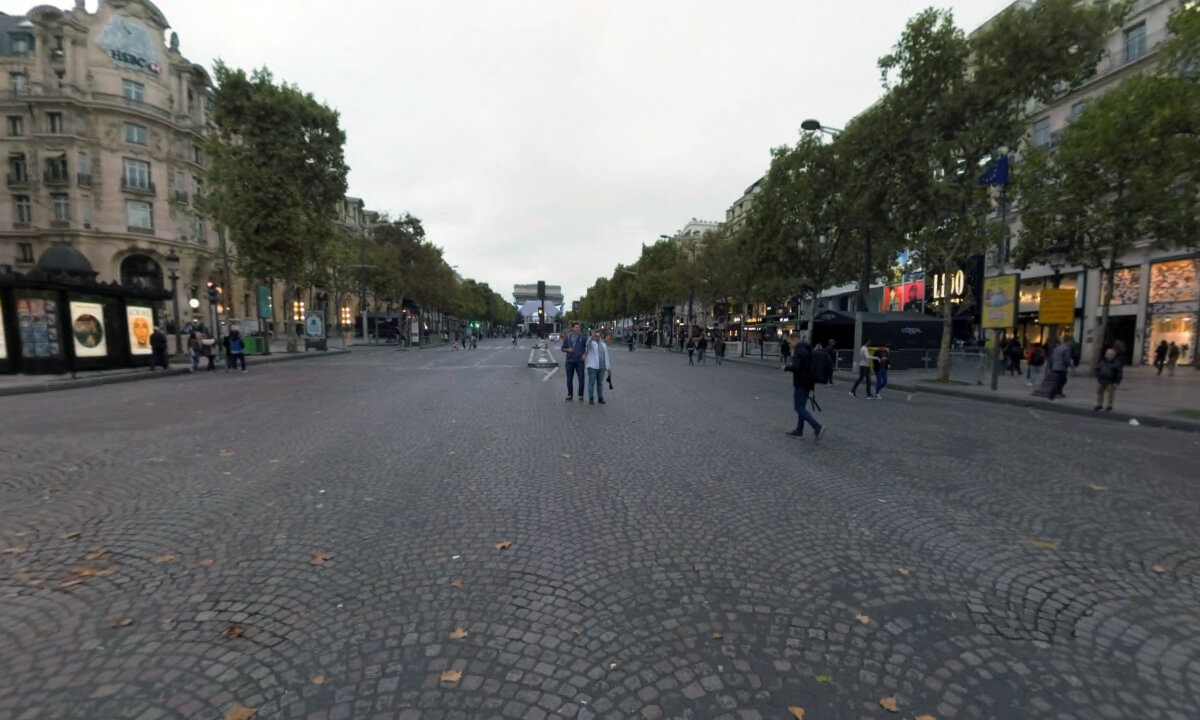 360 VR Av. des Champs-Elysees with shops, people and Arc de Triomphe ...