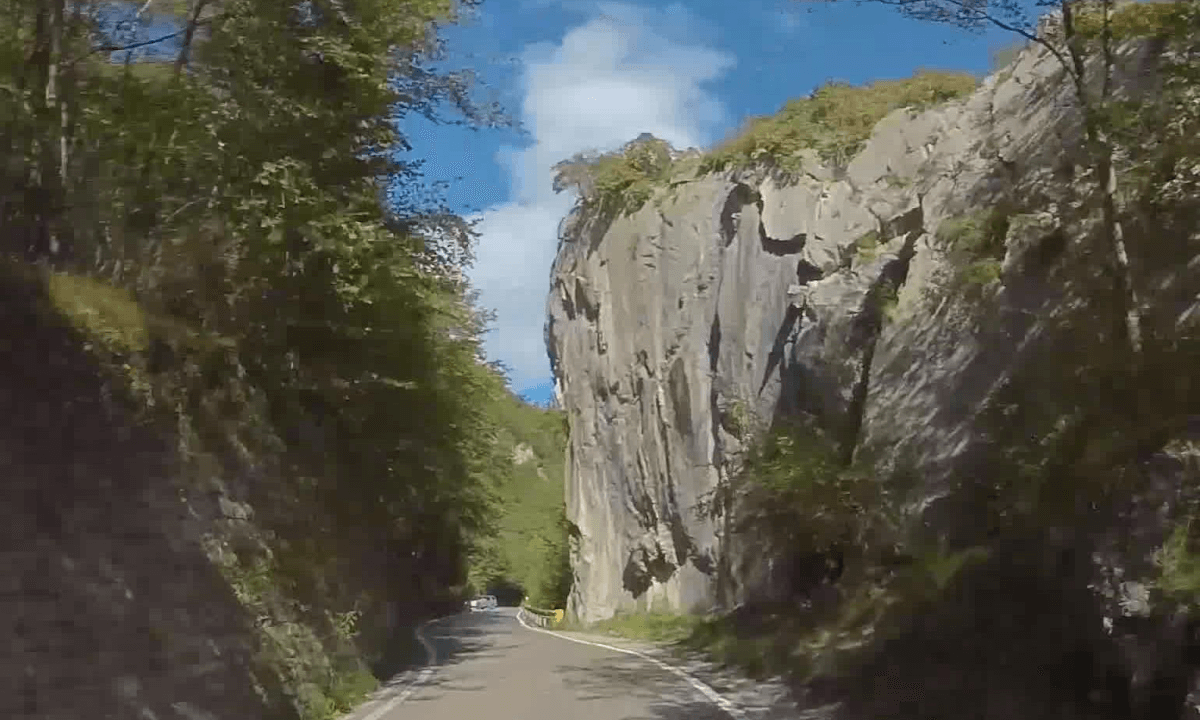 Incredible Scenic Drive Italy - lake Como - relaxing drive, white noise ...