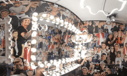 Justin Beiver Bathroom - Wisconsin Dells | DeoVR