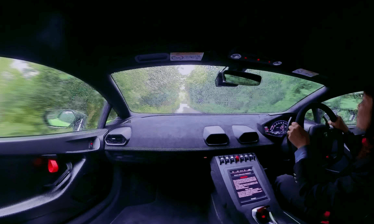 Lamborghini drive around - TheGimbalGuy - VR Video | DeoVR