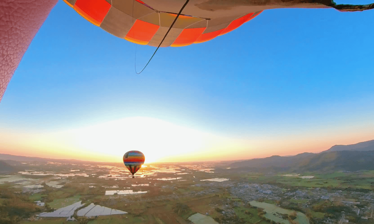 Hot Air Balloon Ride #050 Just Walk Travel VR | DeoVR