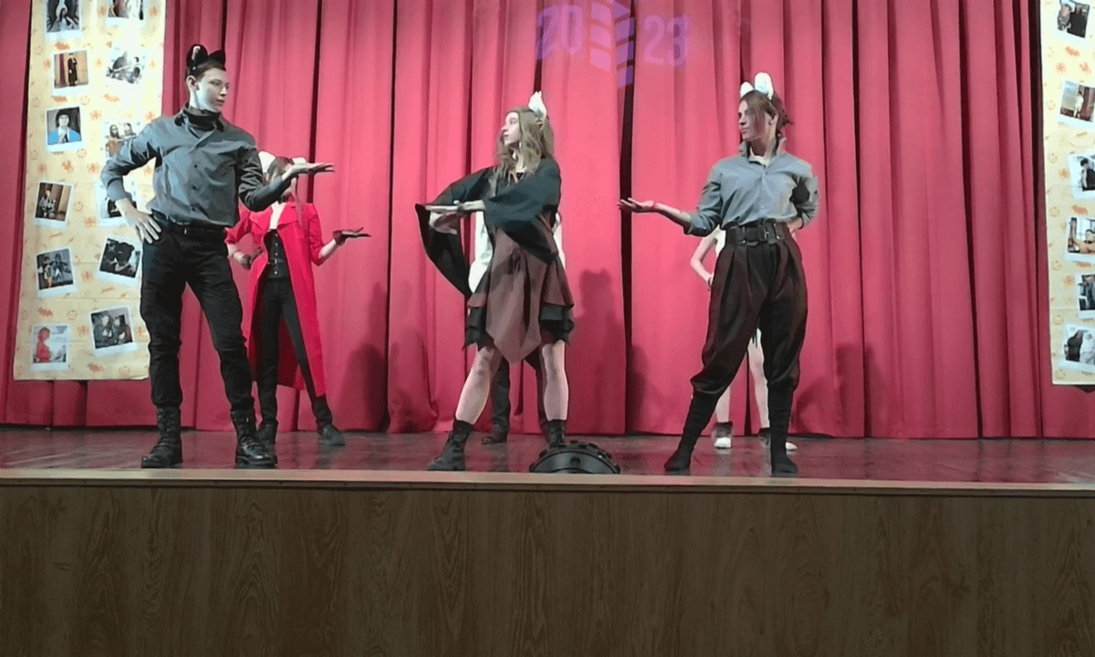 2023.11.04 1402 - "Parade of Illusions" - intro dance [EGO 3D]