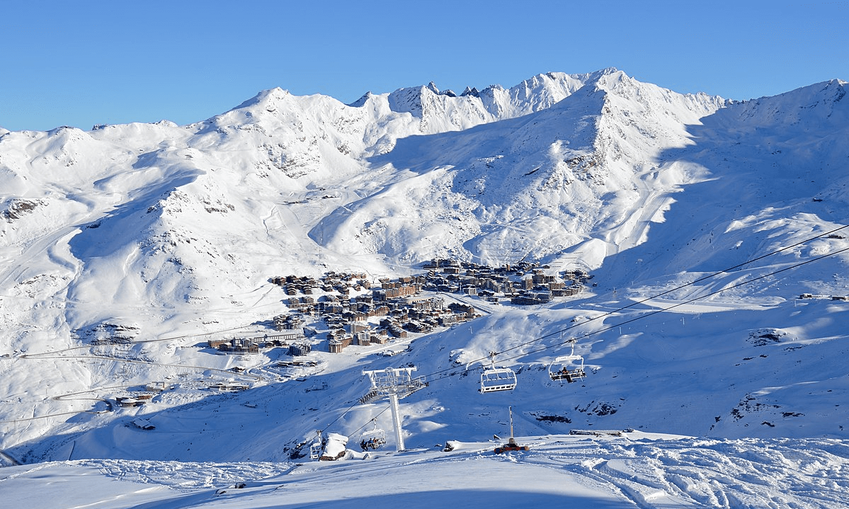 Freeride and paramotor in Val Thorens - France | DeoVR