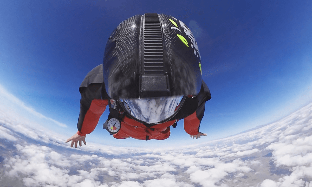 Skydive tracking suit jump | DeoVR