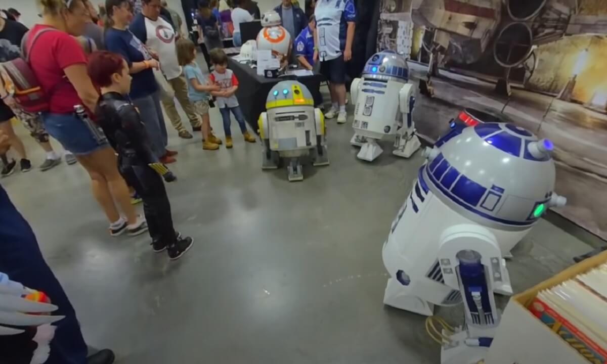 Cosplay and Droids at Fairfax Comic Con 2022 3D 180 VR