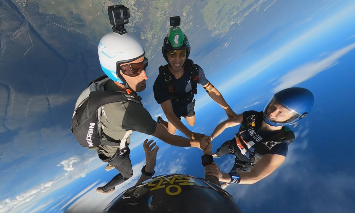 Jump Flow - VR Skydive | DeoVR