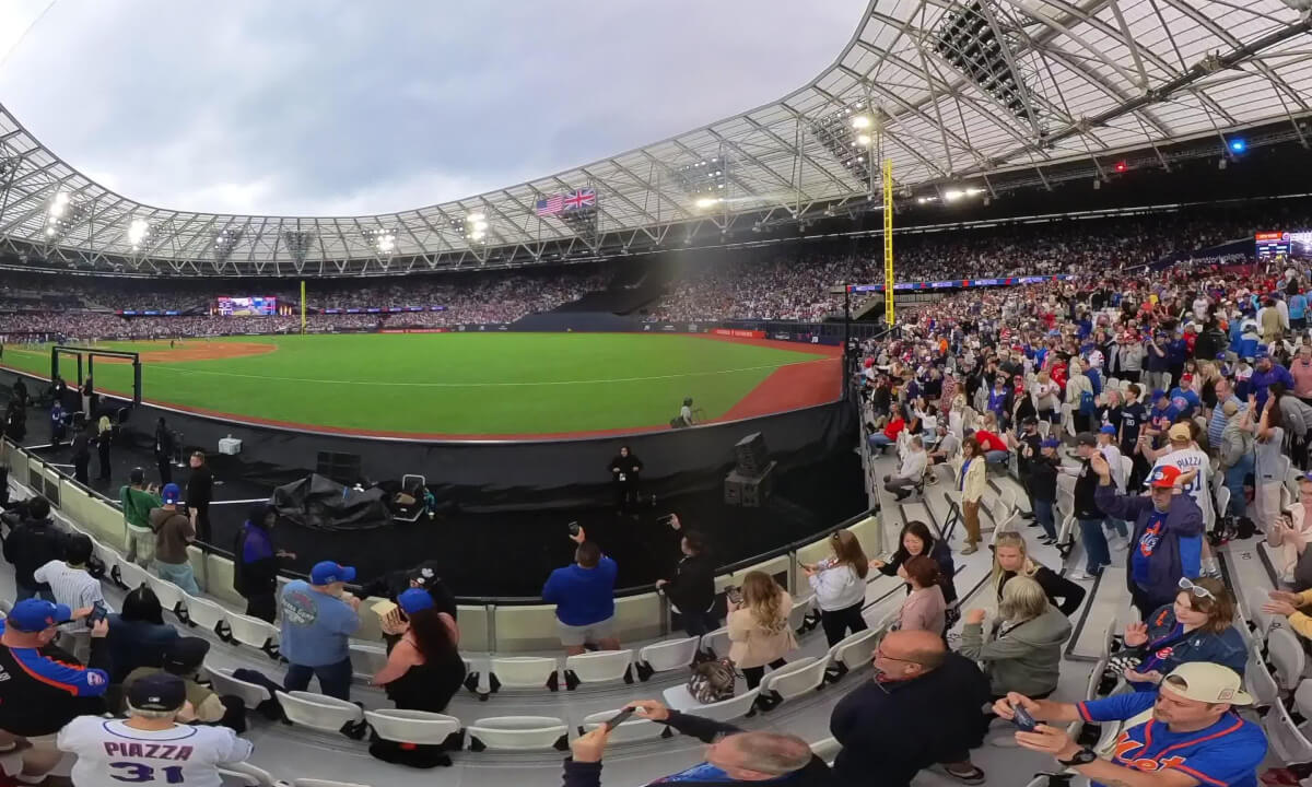 London Series 2024 Last Out New York Mets - Philadelphia Phillies