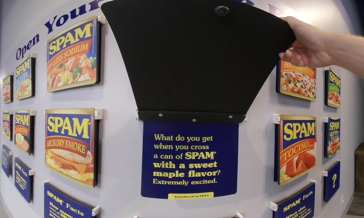 Spam Museum VR 3D 180 VID_20240717_144908_00_007 | DeoVR