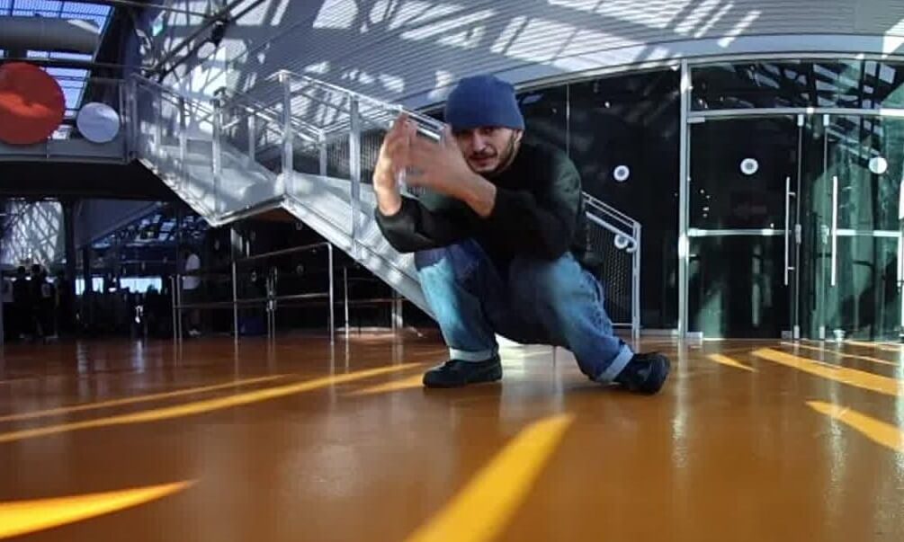 Breakdance Daniel - Yuval - VR Video | DeoVR