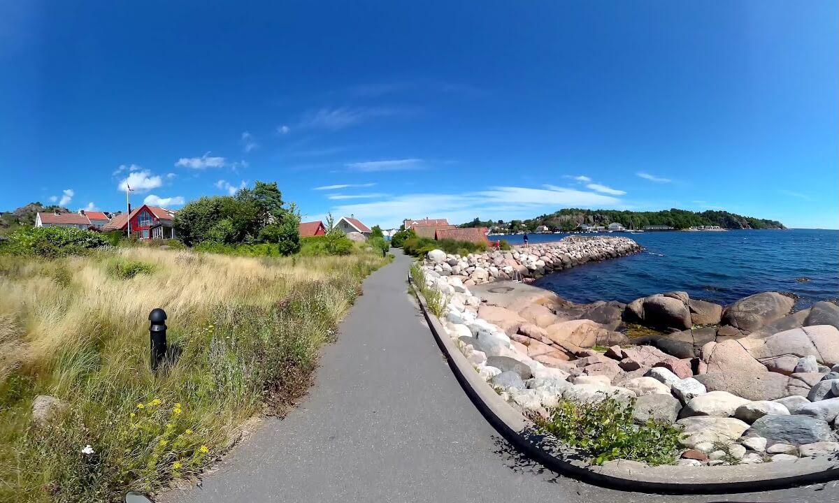Fevik Prominade Grimstad, Norway 8K 360 | DeoVR