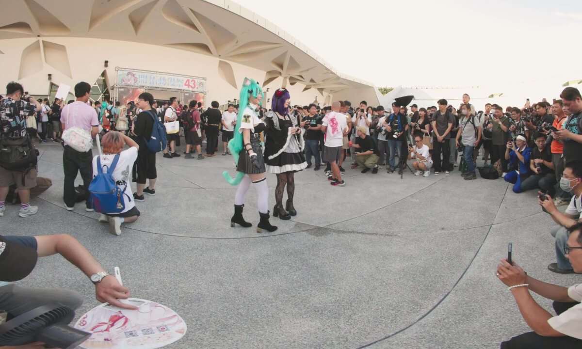 [8K60P][3D180]Fancy Frontier 43 Coser Dance | DeoVR