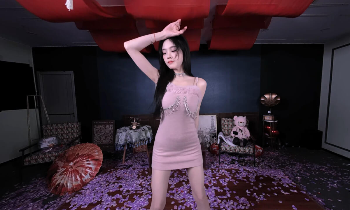 狸妖妖20241219001 Out My Hed 3D VR 180 8K | DeoVR