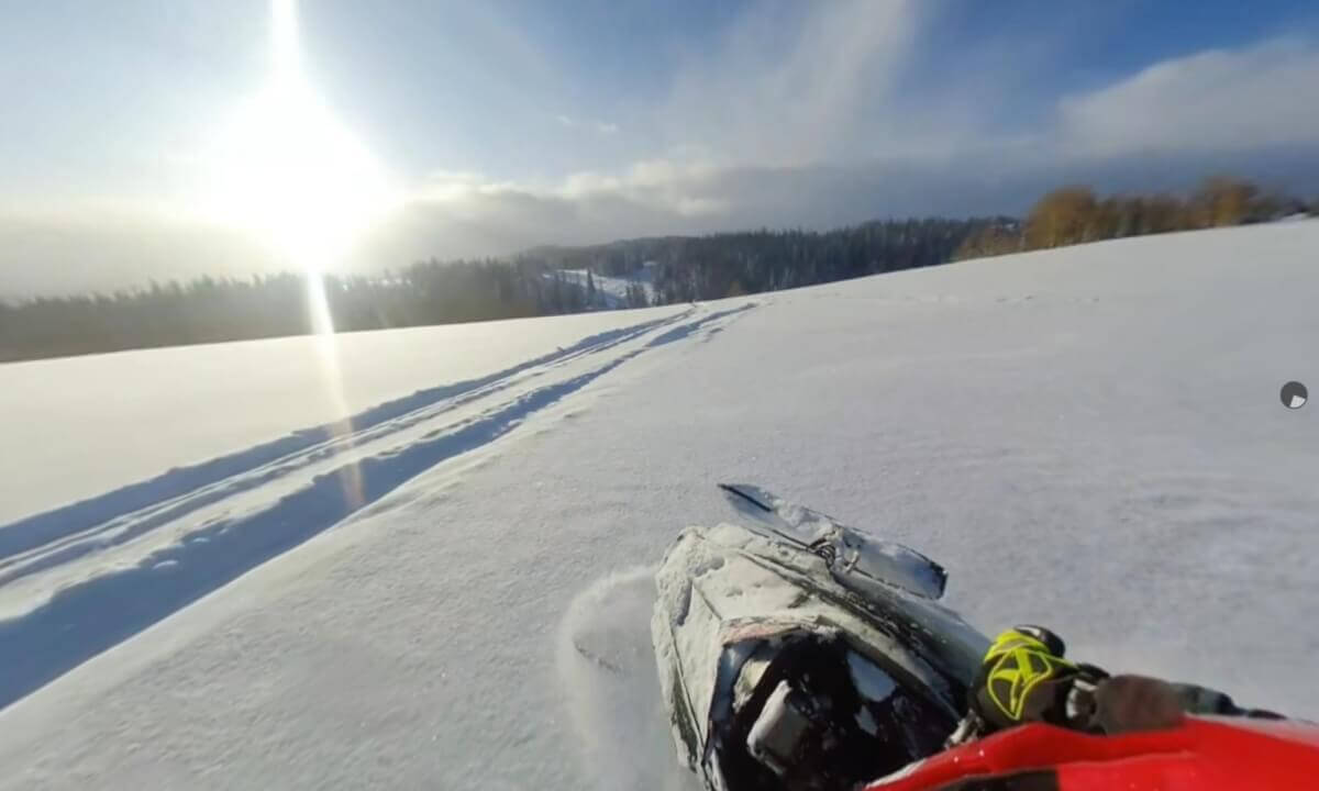 Snowmobiling in High Unitah Mountains Utah | DeoVR