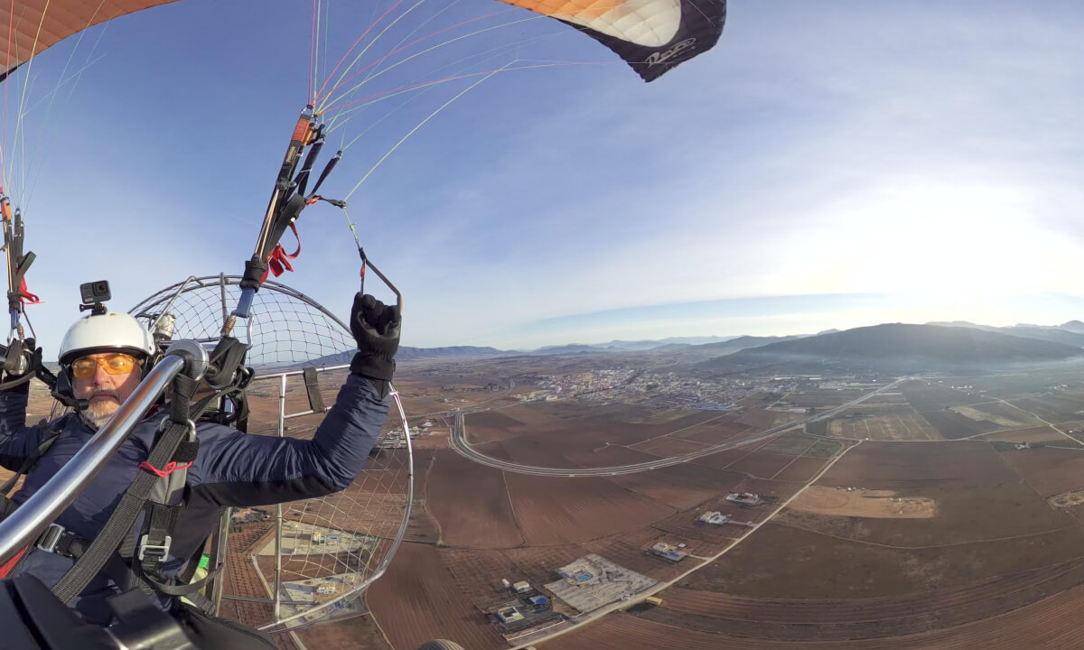 Pinoso empieza semana. - Juansa - VR Video | DeoVR