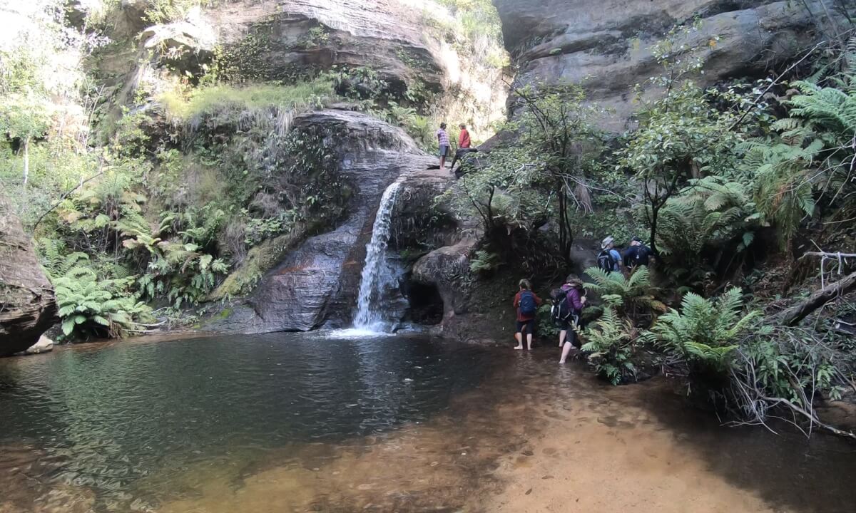 Deep Pass Canyon, VR version - HikingVR - VR Video | DeoVR