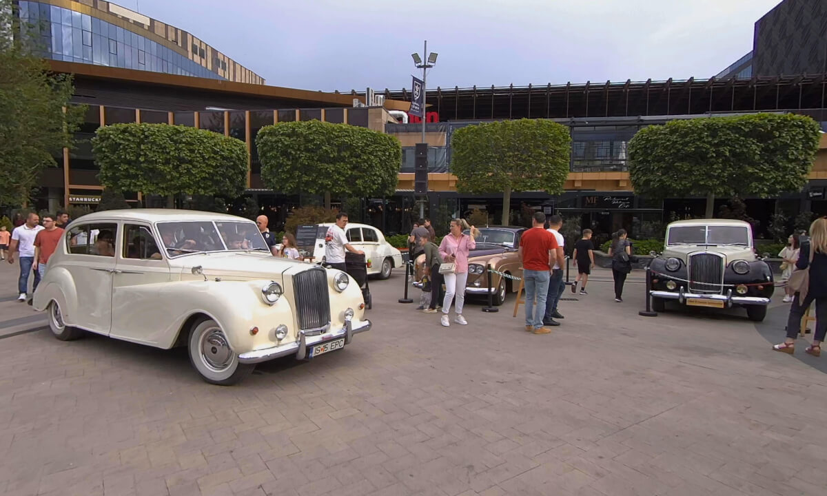 Classic cars private collection expo and ride in Princess Limousine 1962