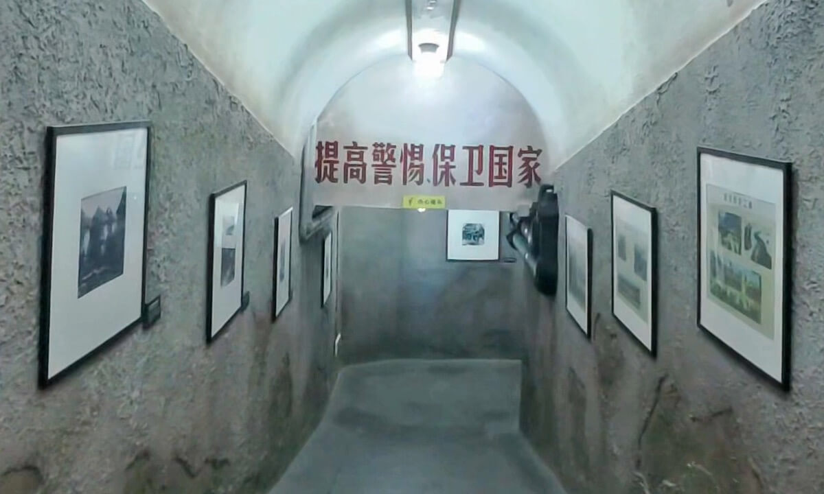 Museum in Air - Raid Shelter | DeoVR