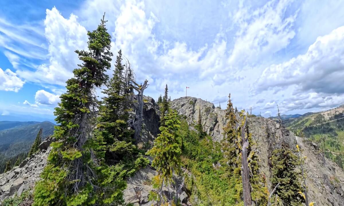 Viewpoints on Hike Up Mount Roberts near Rossland, British Columbia (8K ...