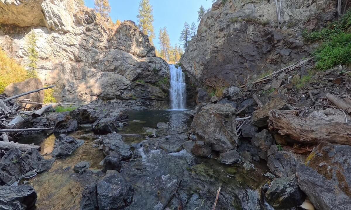 Walking up Boundary Creek Canyon to a Waterfall near Greenwood, west ...